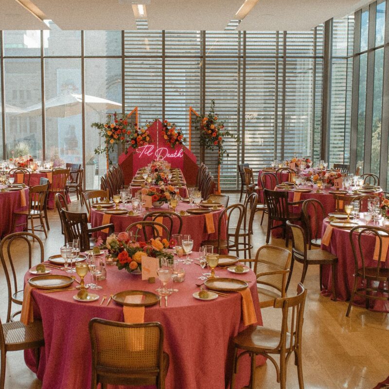 16 Vintage Eclectic Wedding Decor Ideas - WithLoveLive