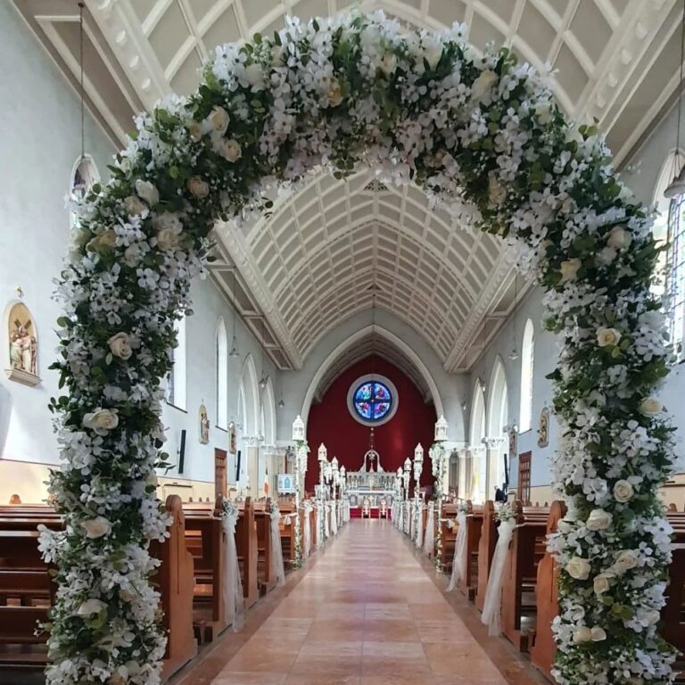 15 Simple Church Wedding Decor Ideas - WithLoveLive