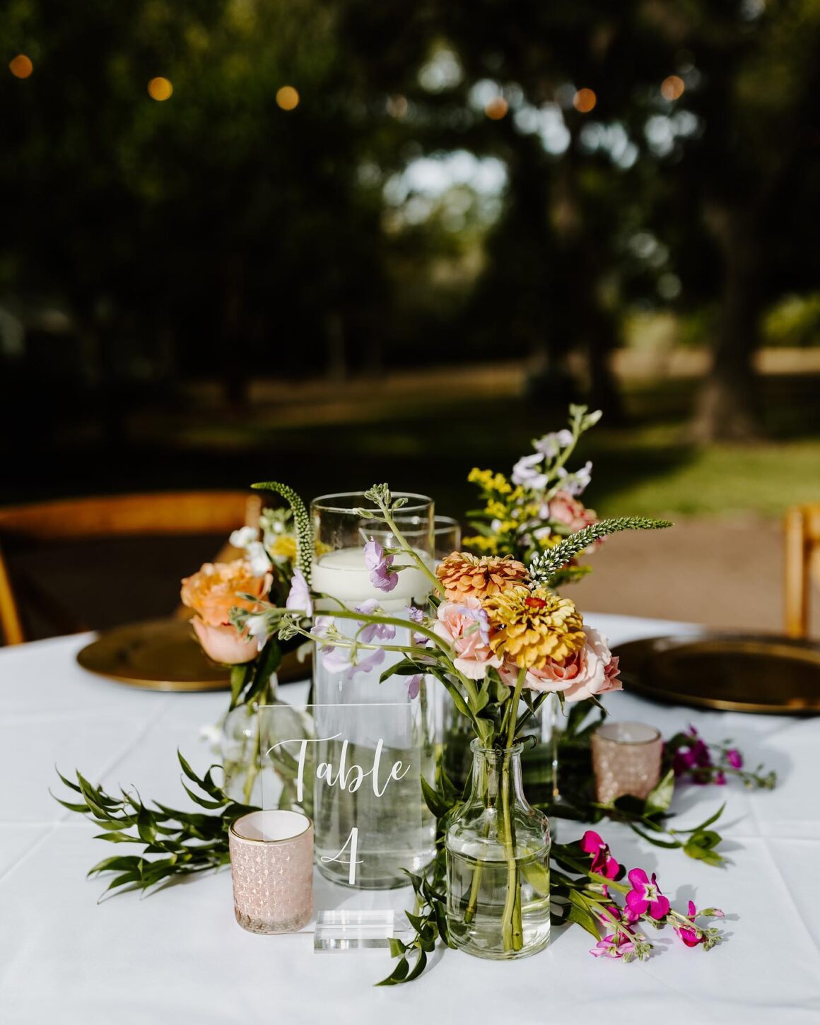 16 Vintage Eclectic Wedding Decor Ideas - WithLoveLive