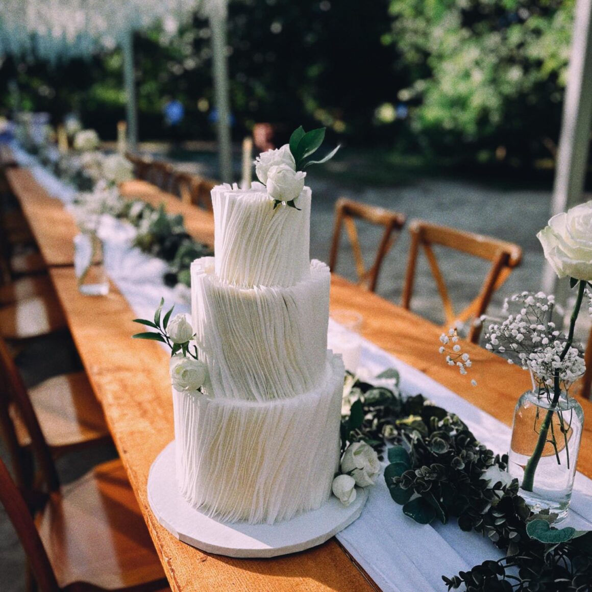 19 Classy Wedding Cake Ideas - WithLoveLive