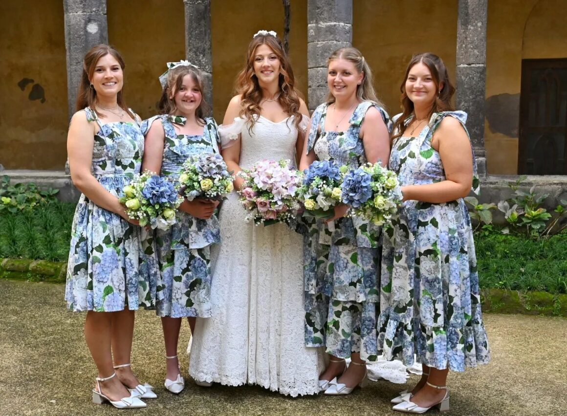 21 Unique Spring Wedding Ideas - WithLoveLive