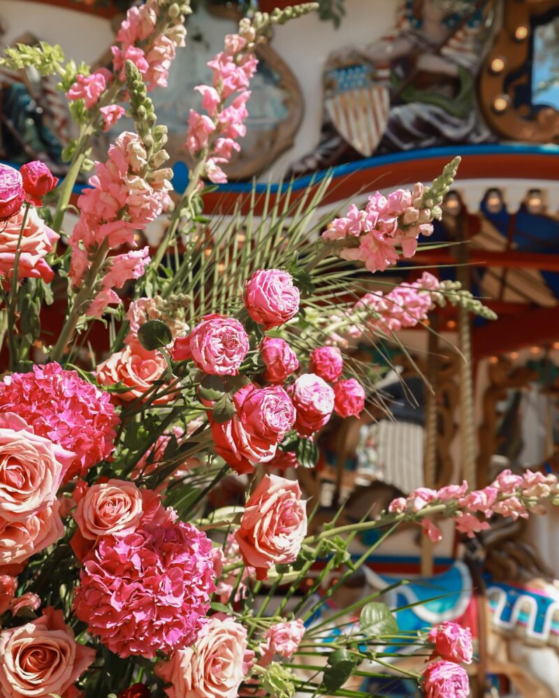 19 Spring Floral Arrangement Ideas - WithLoveLive