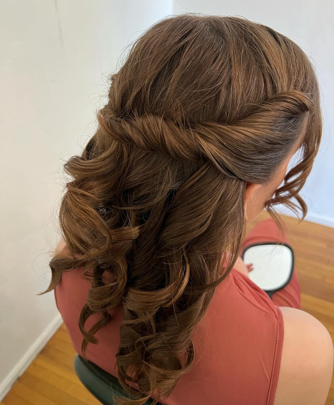 15 Bridesmaid Hairstyle Ideas for Every Wedding Theme - WithLoveLive
