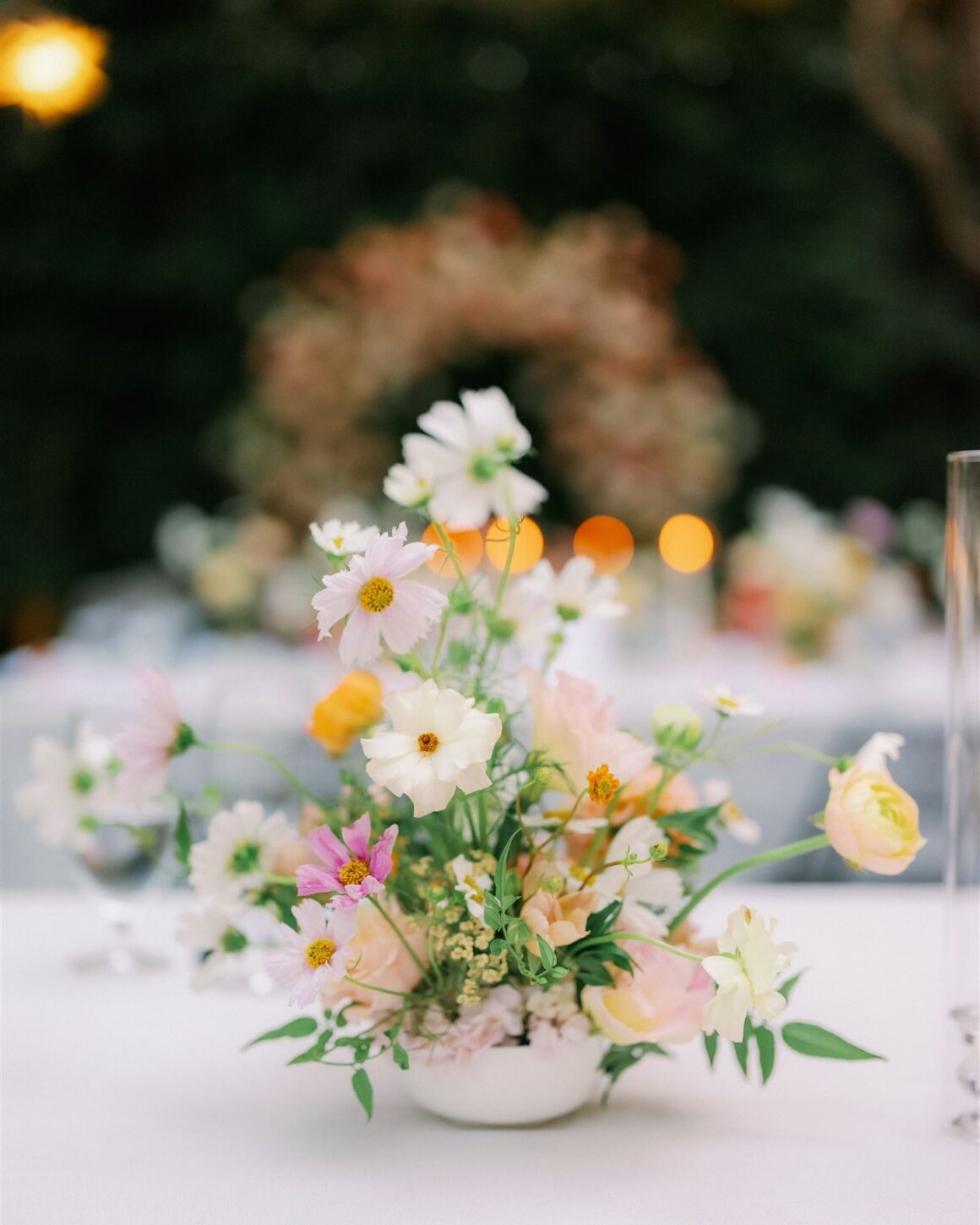 17 Budget-Friendly Wedding Centerpiece Ideas - WithLoveLive