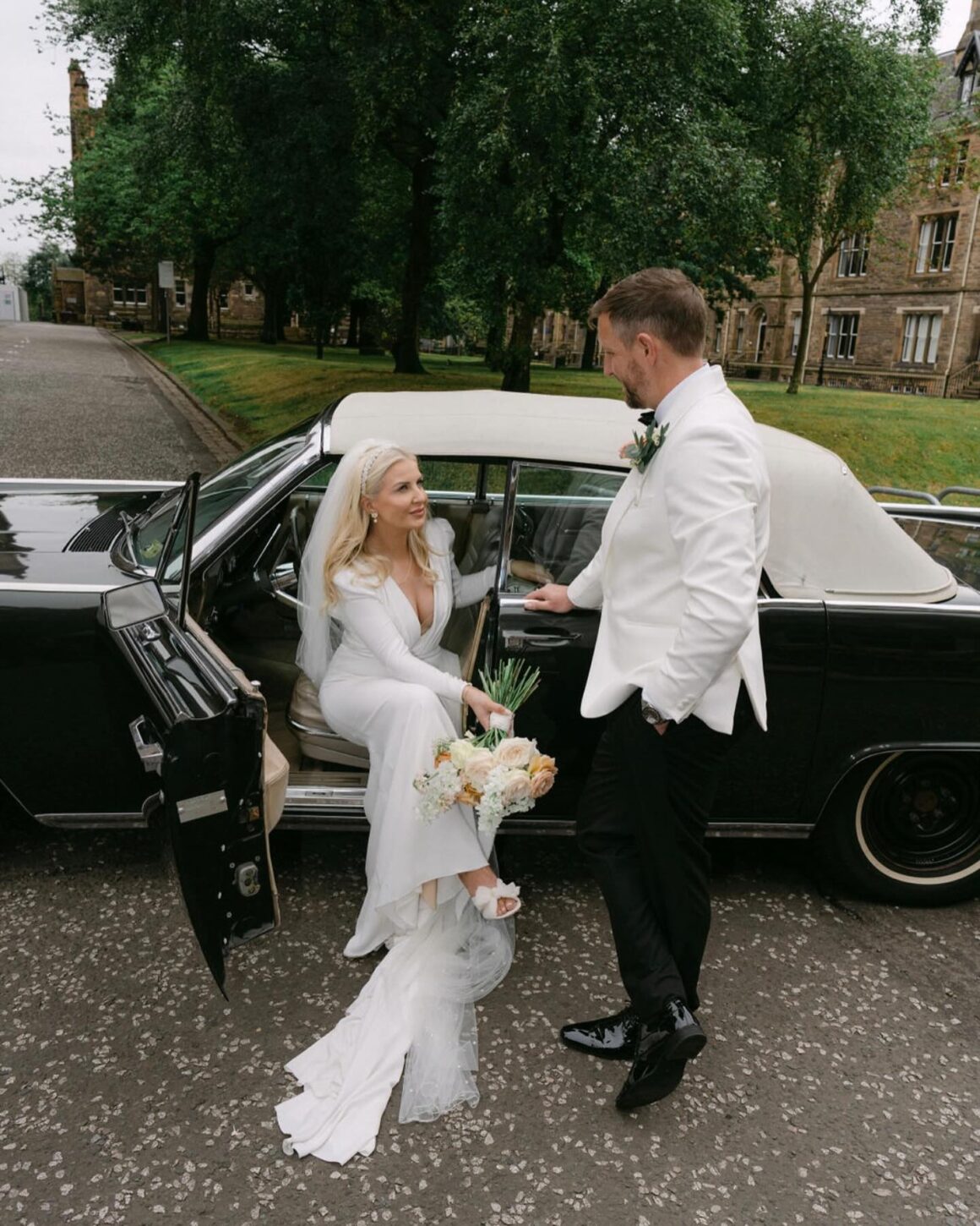 22 Beautiful Old Money Wedding Ideas - WithLoveLive