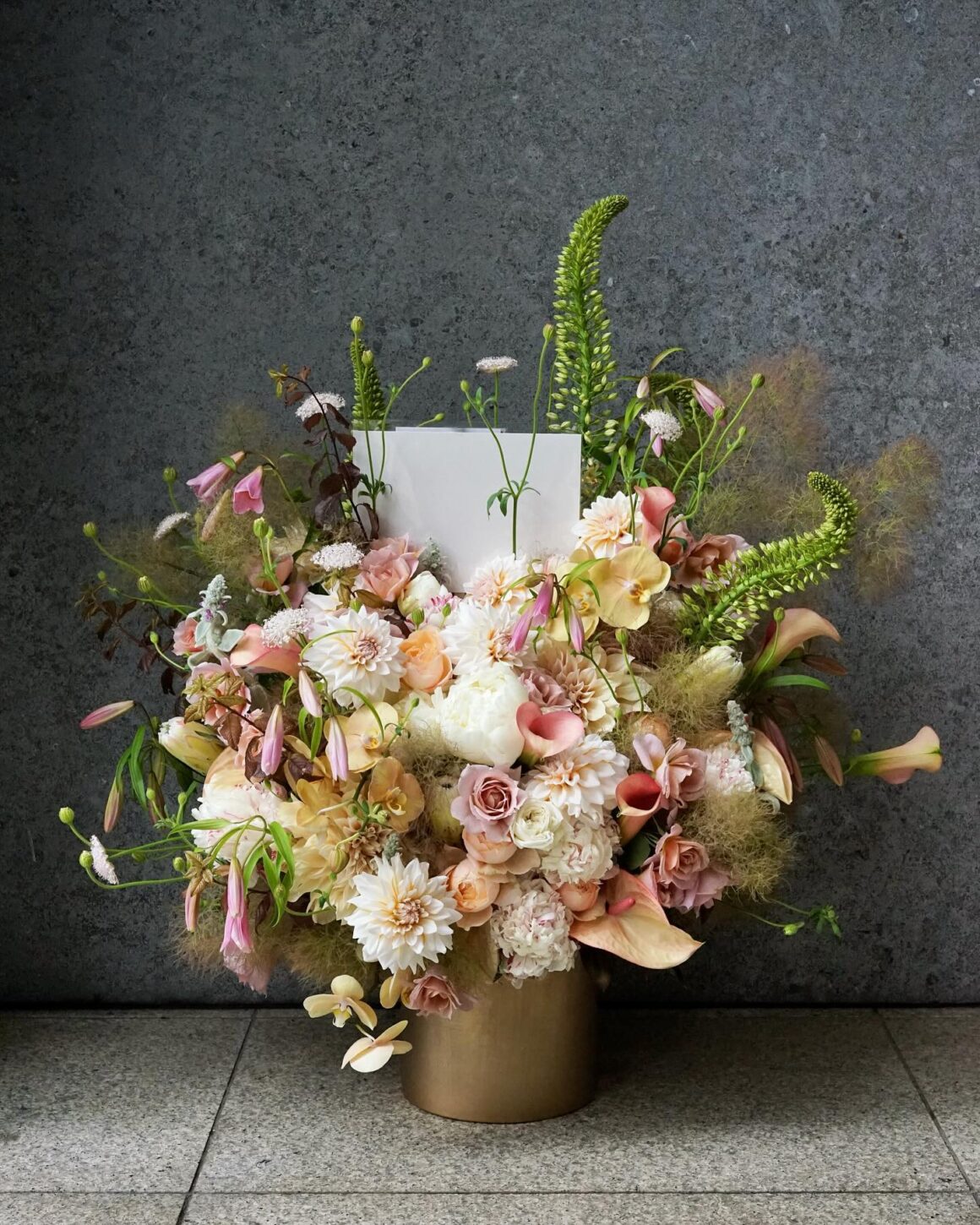 15 Creative Flower Arrangement Ideas - WithLoveLive