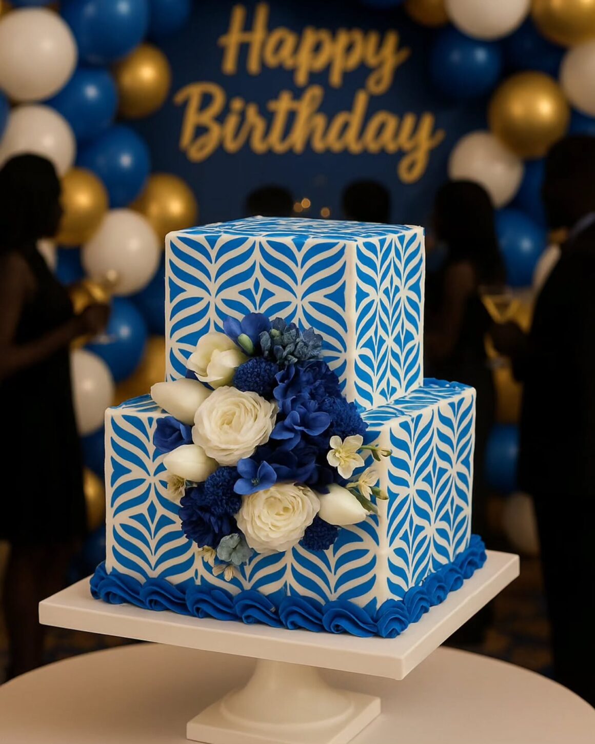 19 Square Cake Decorating Ideas for Every Occasion - WithLoveLive